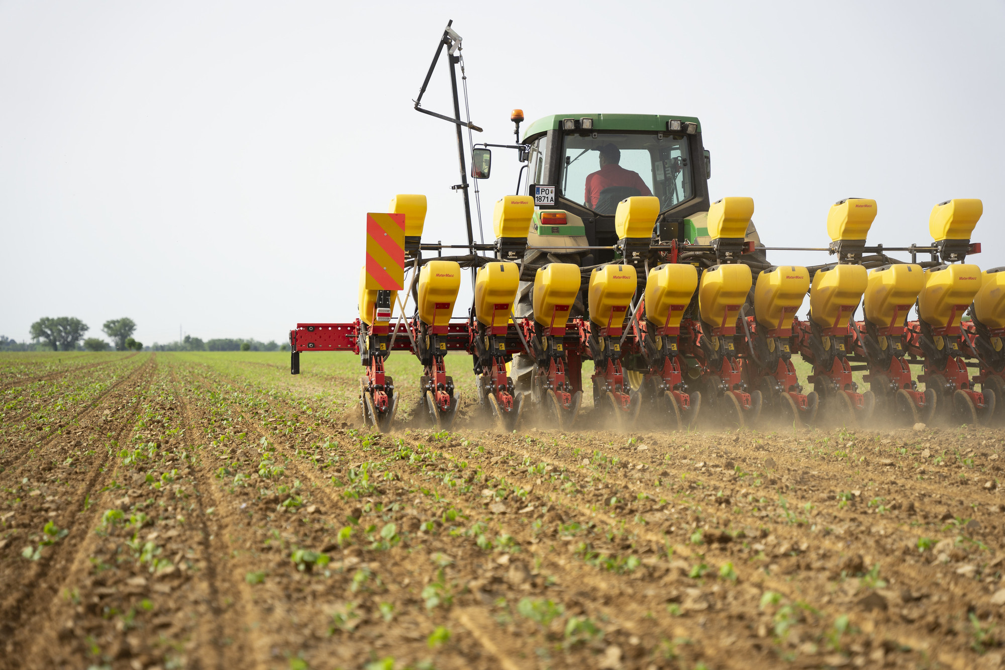 MS 8230 Precision planters with discs for conventional tillage ...